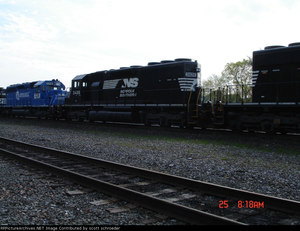 NS 3428 & NS 3336 head WB